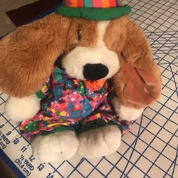 Commonwealth | Toys | Vintage Commonwealth Plush Dog | Poshmark